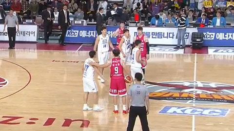 LG 3연패 탈출, 에밋 복귀 KCC 5연패 수렁 | 아프리카TV VOD