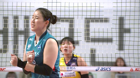나이스 블로킹! 김유리의 득점으로 추격하는 GS | SOOP VOD
