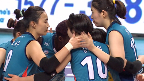 연속 득점으로 동점에 이어 역전을 만드는 GS칼텍스 | SOOP VOD